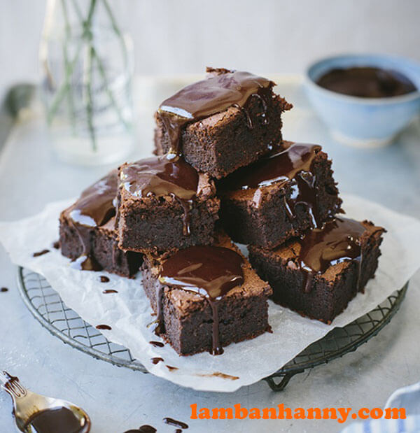 Cách làm bánh Brownies cacao đậm đà hương vị thơm ngon đặc trưng