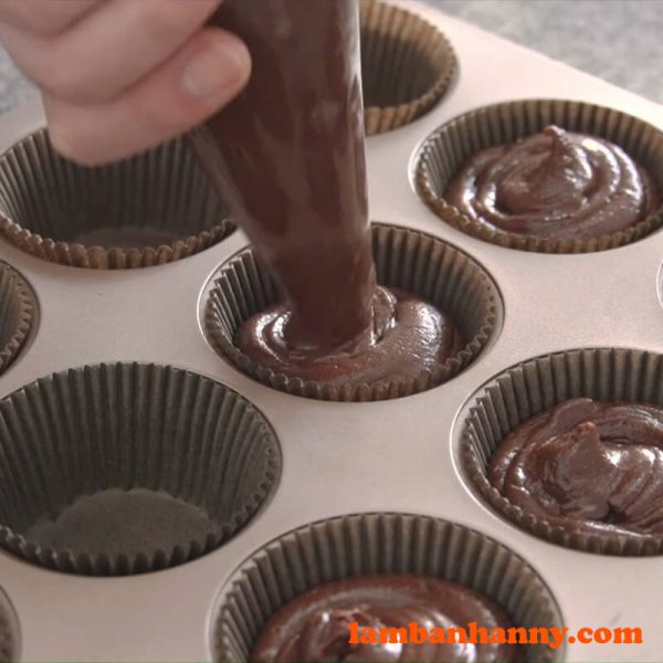 Tìm hiểu cách làm Bánh Muffin Socola cà phê cực kì đơn giản ngay tại nhà